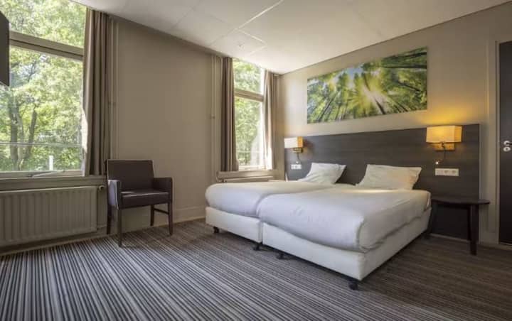 4 Serene Rooms Near Biking And Hiking Trails - Best