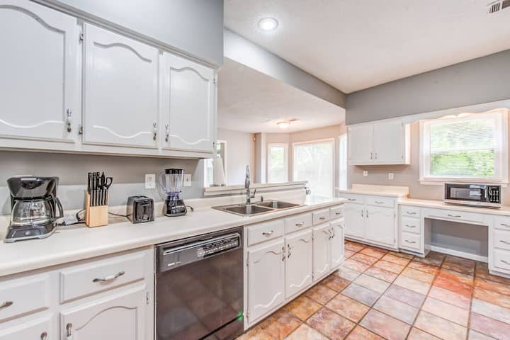 Mins To Shelby Farm Park! - Comfy In Cordova - Memphis, TN