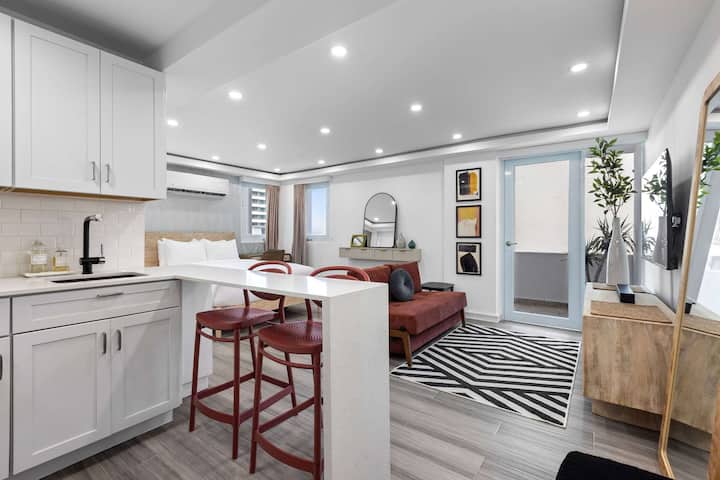 Redwood Reef | Stylish Studio In The Heart Of Cond - San Juan, Puerto Rico