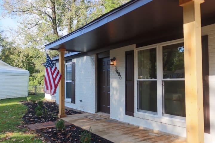 Huntsville Rambler Retreat - Huntsville, AL