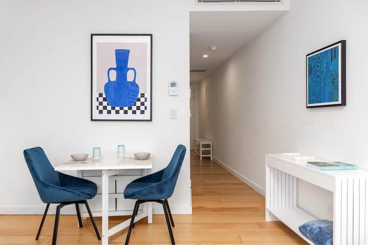 Central Art-deco 1bed With Balcony & Aircon - Sydney
