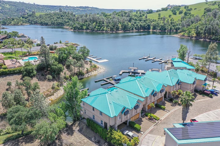 Drifters Wake & Wine Getaway - Copperopolis, CA