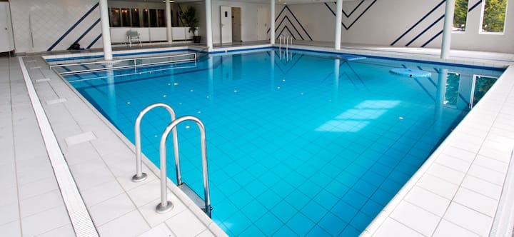2 Comfortable Units On Ameland W/pool & Parking - Ameland