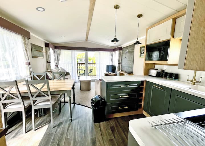 Gold 2 Bed Sleeps 6 - Evesham