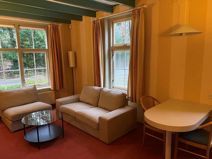 Stay In Zeist With Pool, Dining, & Free Parking - Amersfoort