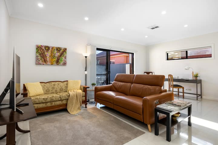 Clay & Clover - Adelaide