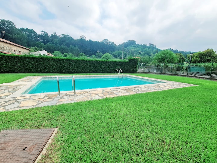 Romántico Apartamento Con Piscina - Puente Viesgo