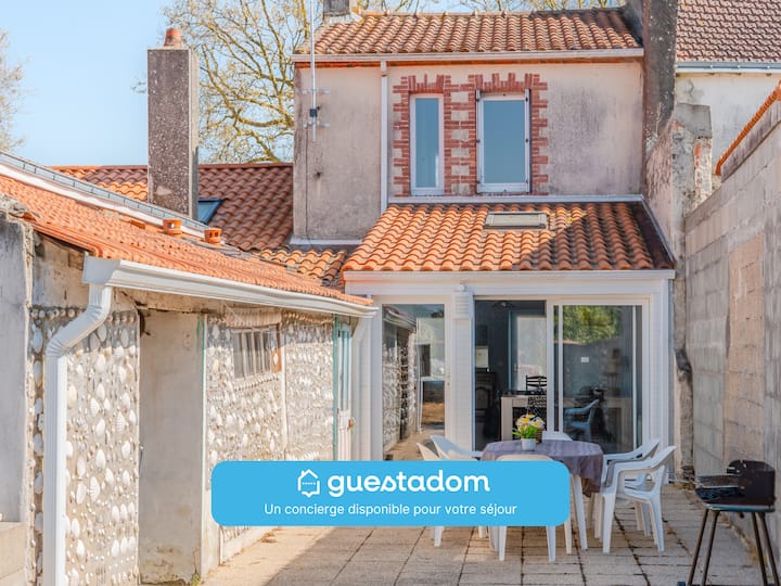 La Maison De Retz - 400m Centre - Jardin - Bourgneuf-en-Retz
