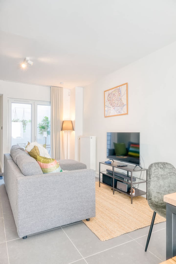 Charming & Central Stay With Terrace - Gent