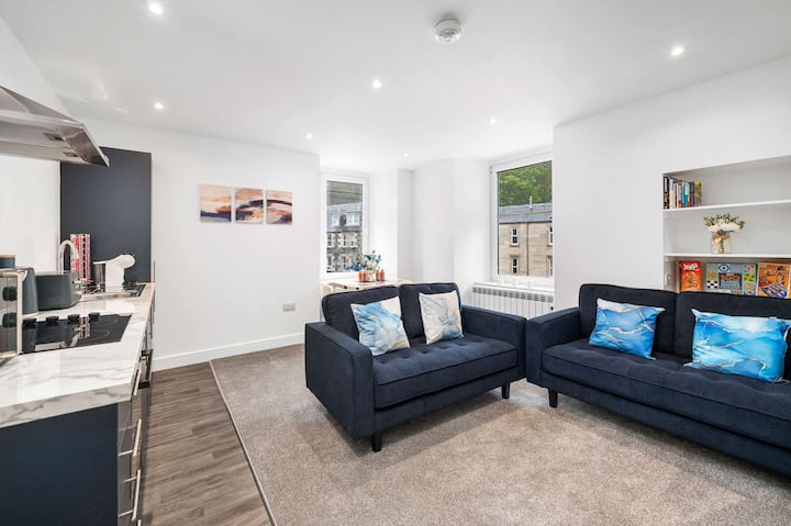 New! Modern 2br Flat On Soroba Rd | Walk To Town - Oban