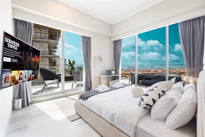 Stylish 1br With Spacious Terrace Near Circle Mall - United Arab Emirates