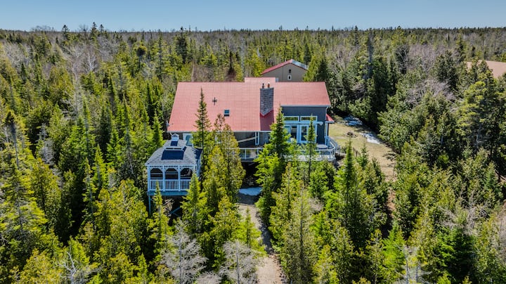 45 Degrees  North -Tobermory - 