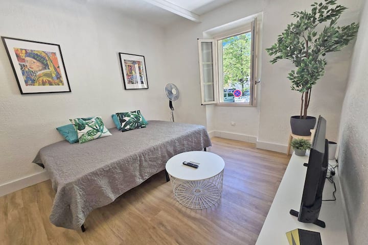 Gregbnb - Appartement 1 Chambre 39m² - Est - Toulon