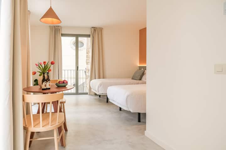 Hopsters Boutique Suites - Estudi La Plaça - Besalú