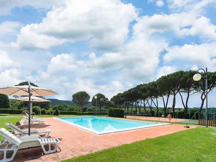 Ferme Moderne à Bucine Avec Piscine - Italy