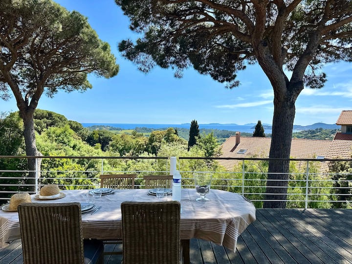 Villa Sud Vue Mer, La Croix-valmer : Plage & Centr - La Croix-Valmer