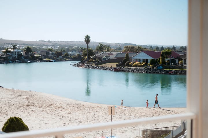Beachfront | 5 Mins To Town | Kayaks | Families - Victor Harbor
