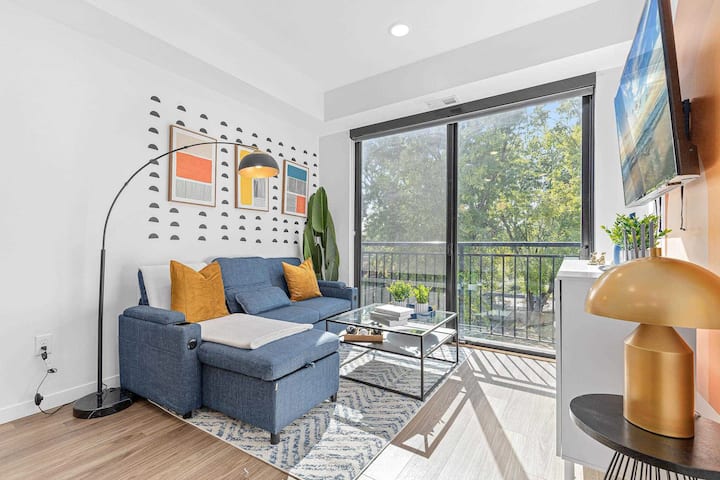 Modern 1bd Near Dt & Umn Gym Street Parking - Minneapolis, MN