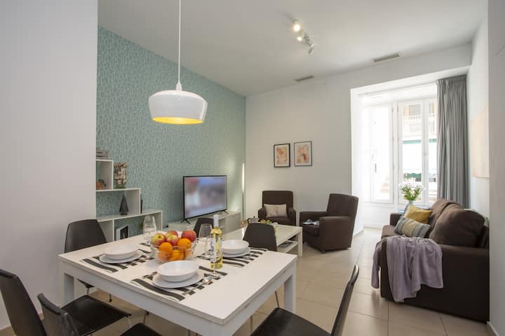 Bright And Central, Ideal City Break Valencia - Valencia