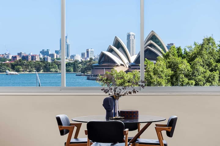 Opera House Retreat - Sydney