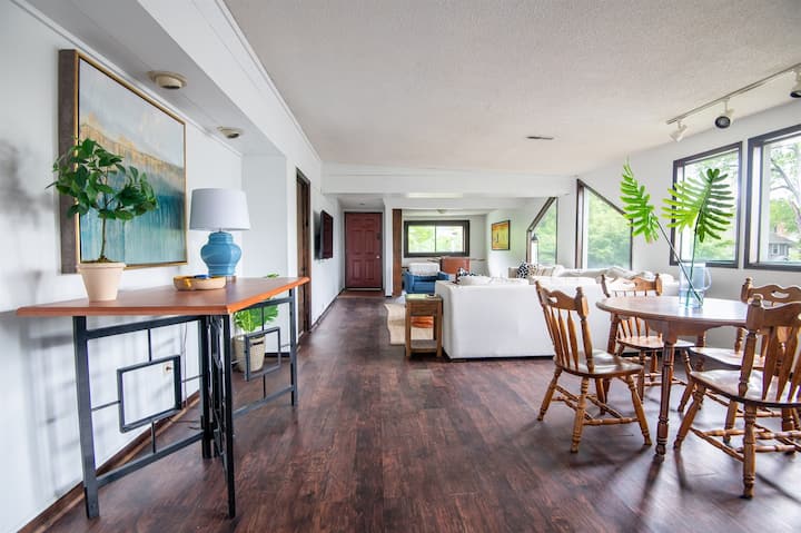 Tri-city Brighthaus – Groups/wifi/spacious/comfy - UAB, Birmingham