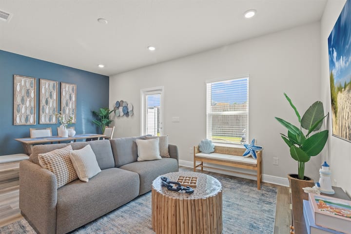 Chic Townhome • Bike To Beach • Pcb - Panama City Beach, FL