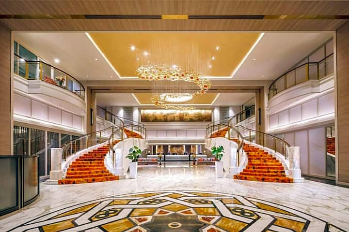 Deluxe King Room In Prime Orchard Road - Singapore