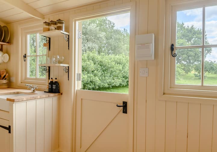 The Orchard Hut - Holkham