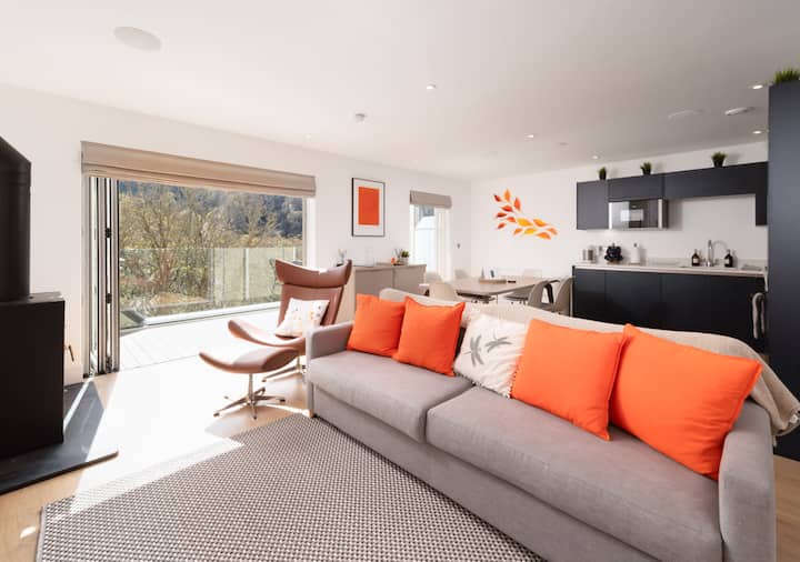 Overwater Reach - Lynton