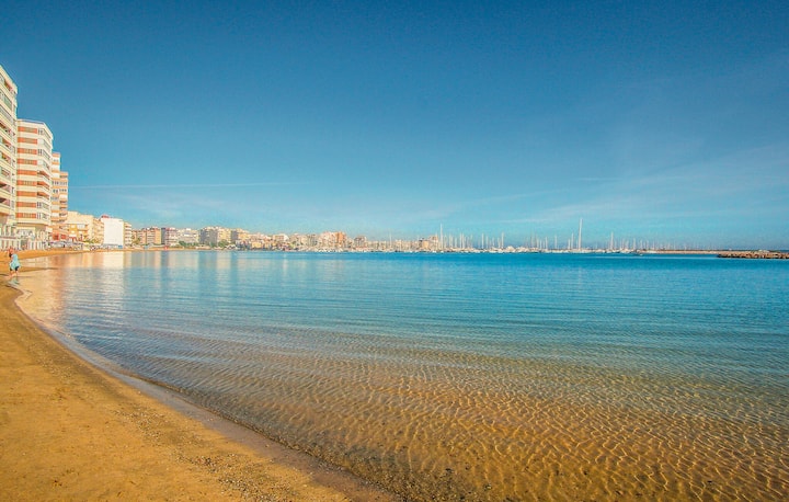 Cozy Apartment In Torrevieja With Wifi - Cabo Roig