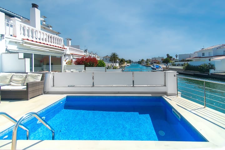 Welcs Casa 242 Emp Con Terraza Y Acceso Al Muelle - Empuriabrava