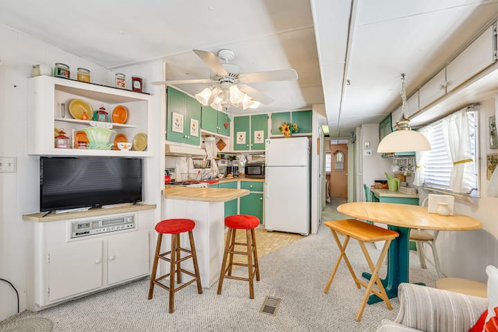 Swim, Fish & Play: Pet-friendly Gem In Fort Myers - Estero, FL