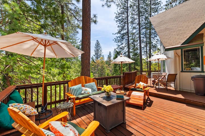 Batteate Cabin - Game Room - Hot Tub - Twain Harte, CA