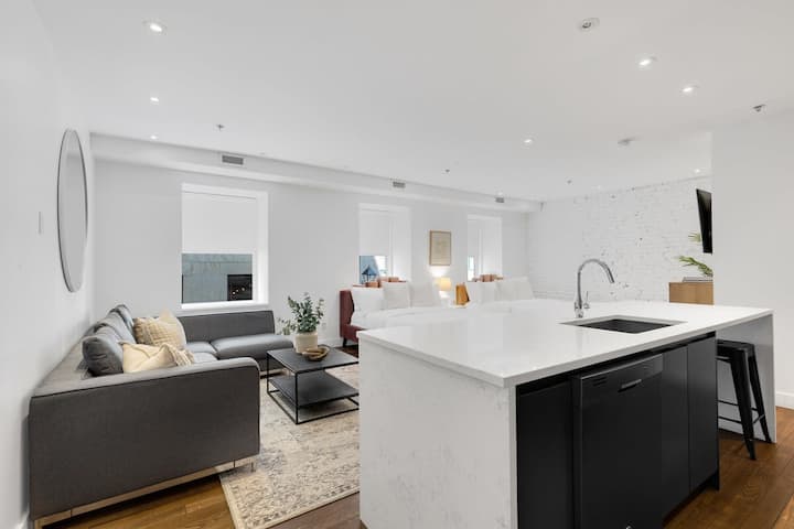 Mercer |Spacious 2bds-1ba|old Mtl - Brossard