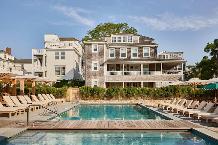 Kelley House Double Queen - Edgartown, MA