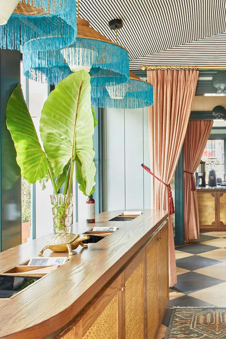 All-day, In-town Sanctuary With A Mystical Flair - Nantucket, MA