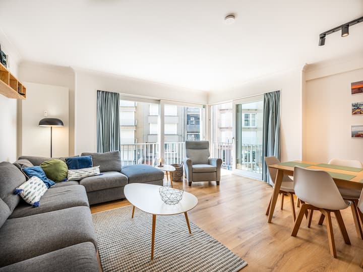 Appartement Moderne à Koksijde Avec Vue Sur La Mer - La Panne
