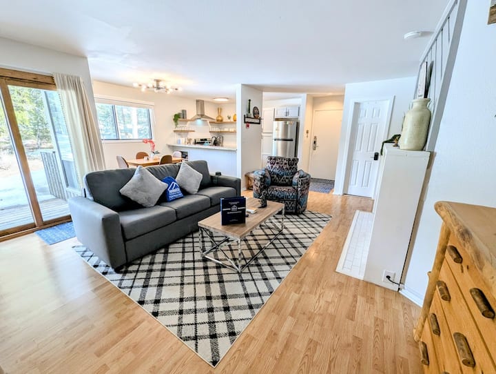 Remodeled Ground Floor | Near Trails & Pool - Dillon, CO