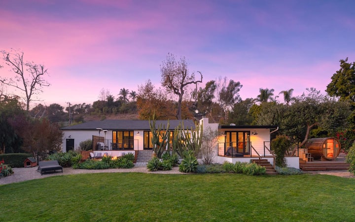 Resort-style Malibu Oasis By Zuma Beach - Malibú, CA