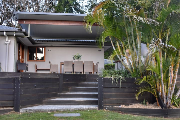 Huge Hinterland Estate | Private Car Park | Pool - Canungra