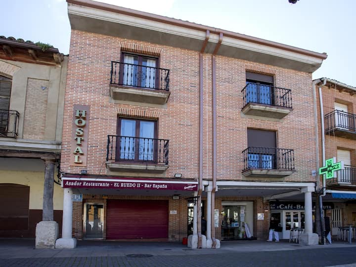 Winahost Hostal El Ruedo Ii - Sahagún