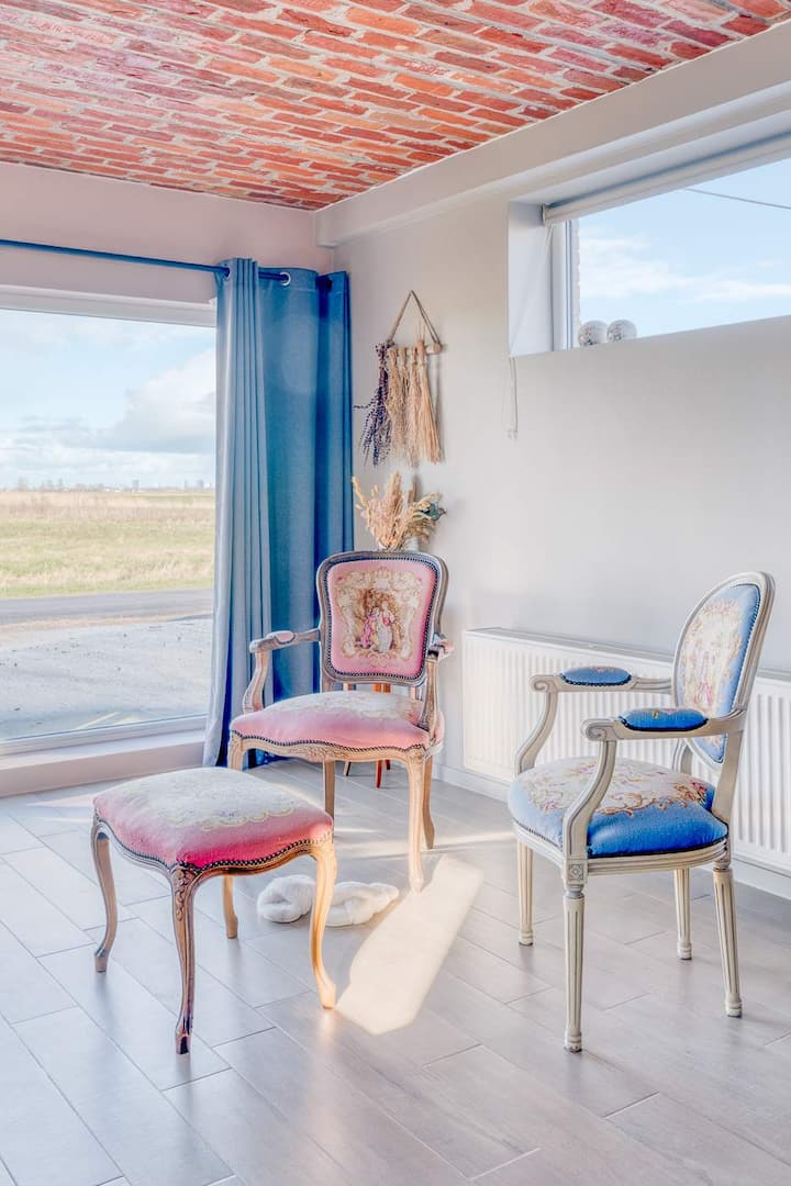 Stylish Nature Hideaway | Cozy Apartment With View - Le Coq