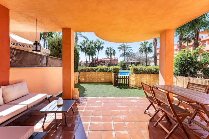 Ground Floor Flat With Direct Access To The Pool! - Marbella