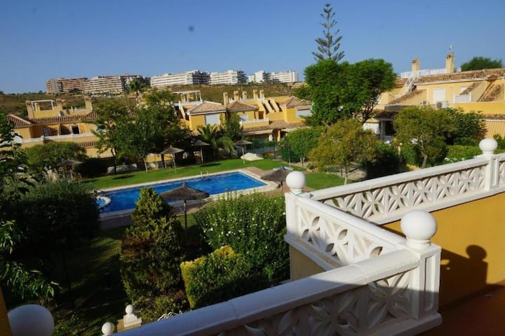 Pretty Bungalow With Private Garden - Tabarca