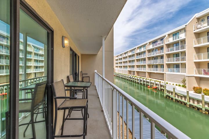 Wight Bay 254 2br 2ba Canal Front Condo With Pool - Fenwick Island, DE