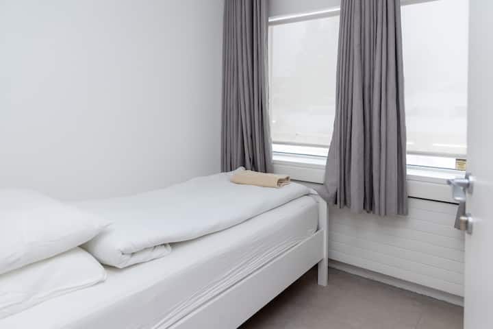 Single Room With Shared Bathro0m - Reykjavík