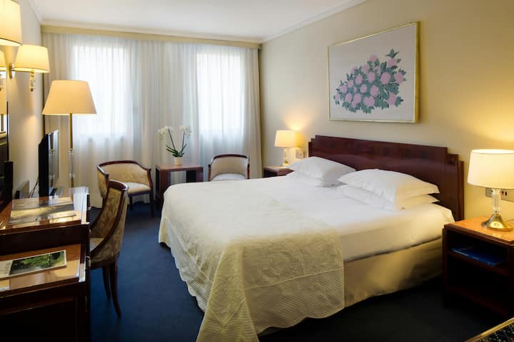 Classic Italian-style Room In The Heart Of Parma - Parma