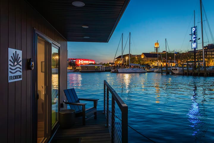 Flohom 9 | Elevated Luxury & Epic Sunsets - Baltimore, MD