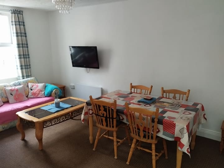 Cosy Cork - House - Sleeps 4 - City Centre - Cork