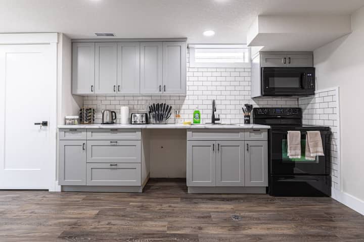 2br Sleeps 6 +Wifi+parking+pet - Chicopee